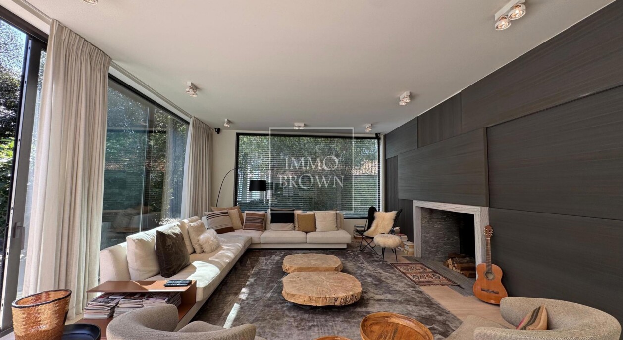 Te koop: Prachtige villa, instapklaar, uiterst rustig - Immo Brown ...