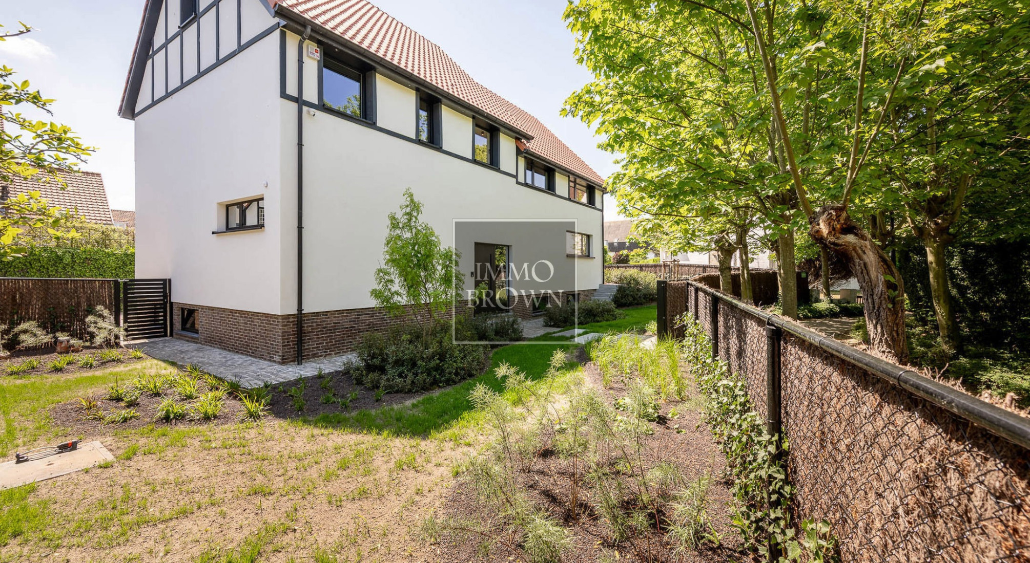 Te koop: Gerenoveerde villa, rustig gelegen aan de rand van het Zoute ...